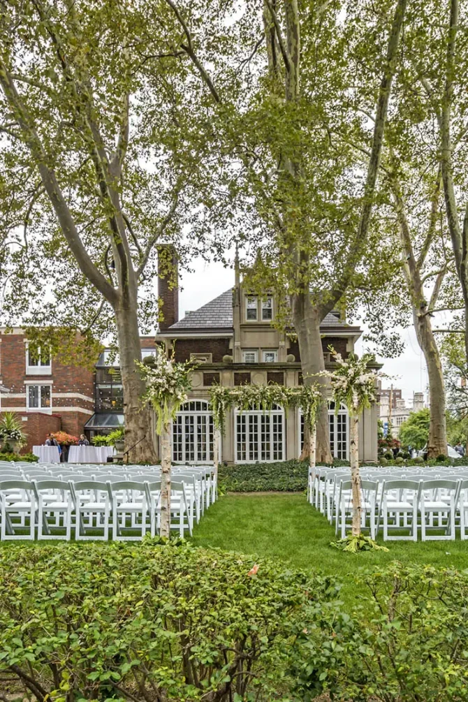 Cleveland - Glidden House Wedding Venue - Radiant Bride