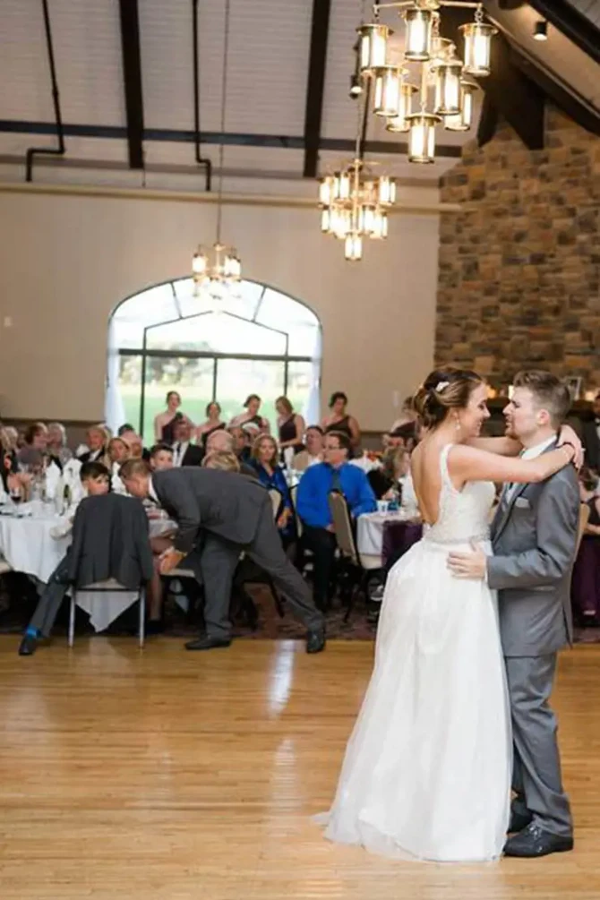 Stow - Roses Run Country Club Reception Venue - Radiant Bride