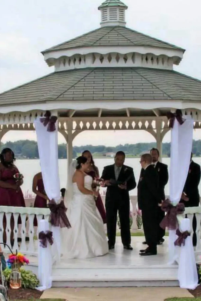 Lakemore - Springlake Party Center Reception Venue - Radiant Bride