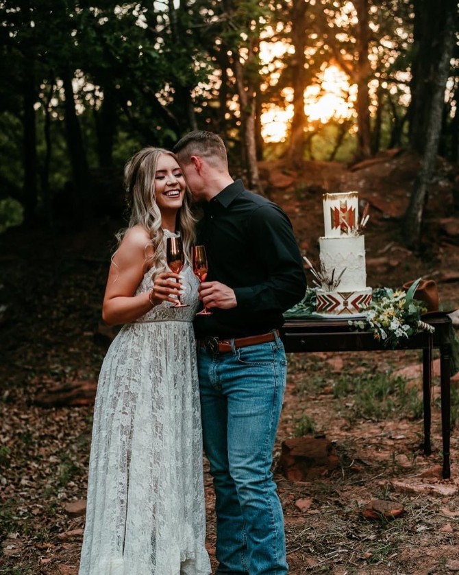 Bellville - Timber Valley Ranch Reception Venue - Radiant Bride